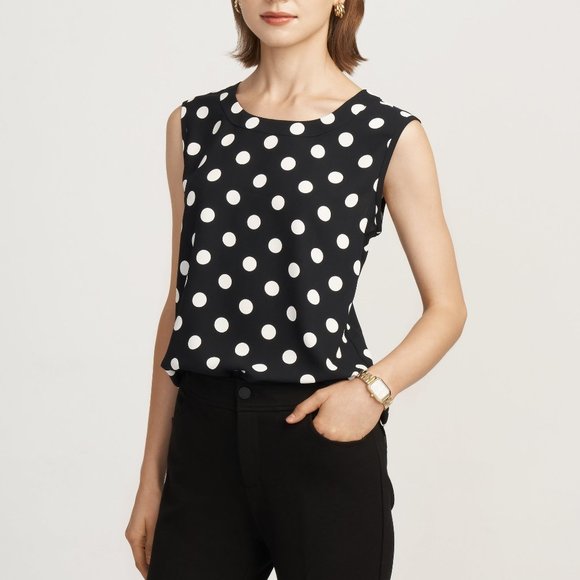 Anne Klein | Tops | Anne Klein Printed Uneck Shell | Poshmark